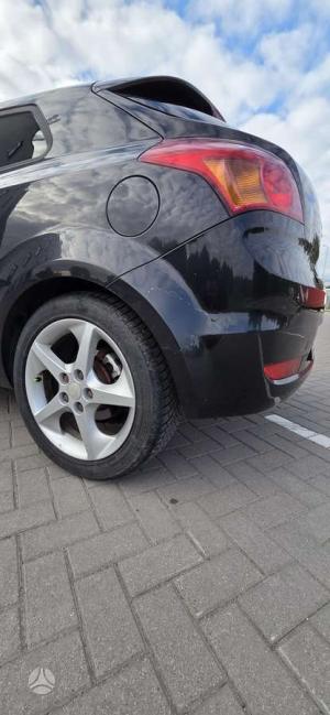 Melns Kia Ceed 2008 Kauņa, ar dzinēja tilpumu 1.58 L un nobraukumu 280 tūkst. km par 1990 €, foto 7 vietnē AUTOMOTO.COM.LV
