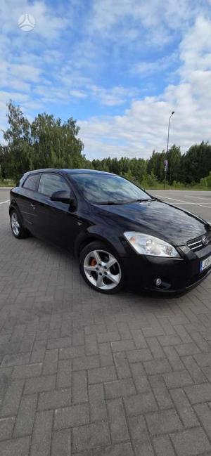 Melns Kia Ceed 2008 Kauņa, ar dzinēja tilpumu 1.58 L un nobraukumu 280 tūkst. km par 1990 €, foto 13 vietnē AUTOMOTO.COM.LV