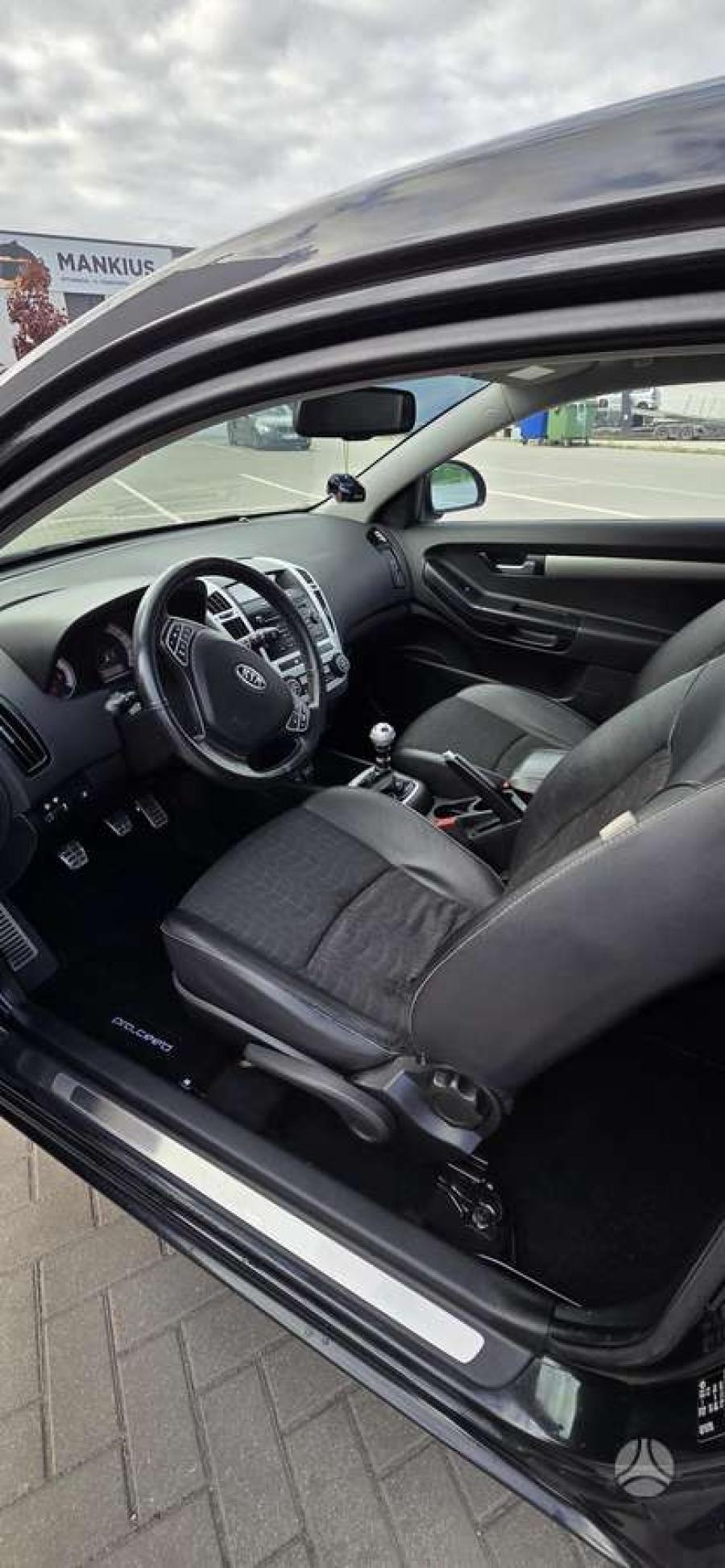 Melns Kia Ceed 2008 Kauņa, ar dzinēja tilpumu 1.58 L un nobraukumu 280 tūkst. km par 1990 €, foto 17 vietnē AUTOMOTO.COM.LV