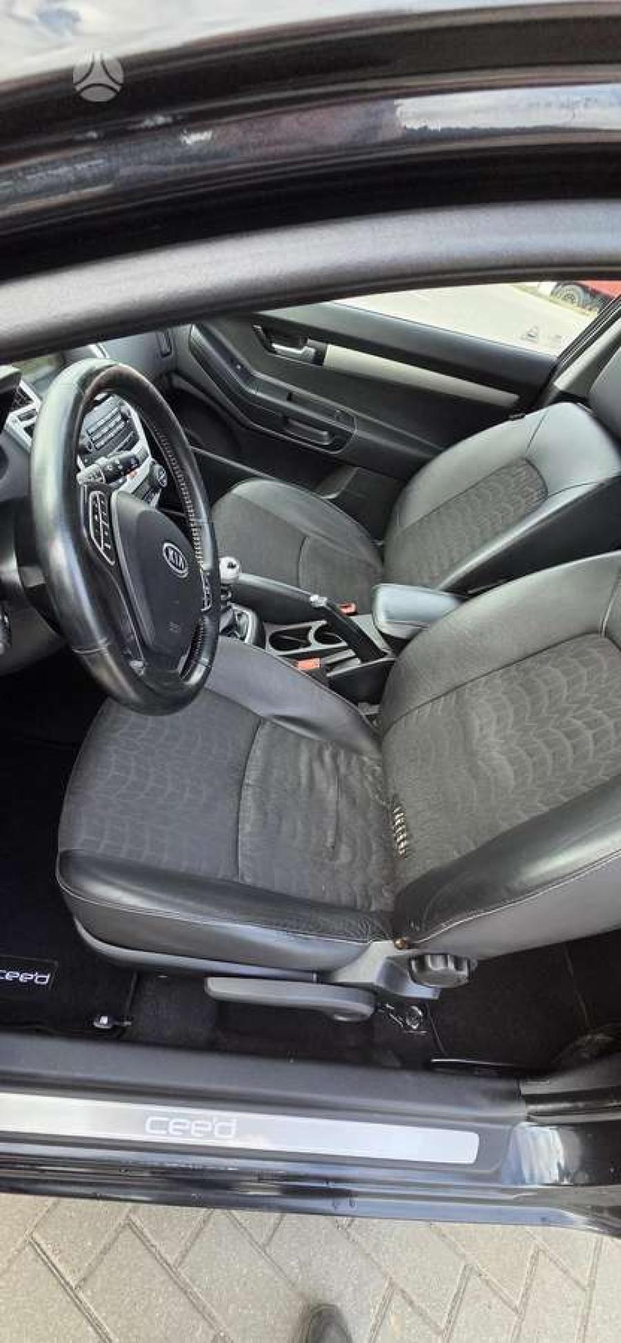 Melns Kia Ceed 2008 Kauņa, ar dzinēja tilpumu 1.58 L un nobraukumu 280 tūkst. km par 1990 €, foto 18 vietnē AUTOMOTO.COM.LV