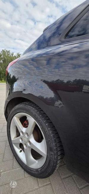 Black Kia Ceed 2008 in Kaunas, with an engine capacity of 1.58 L and mileage of 280 thousand km for 1990 €, photo 12 on AUTOMOTO.COM.LV
