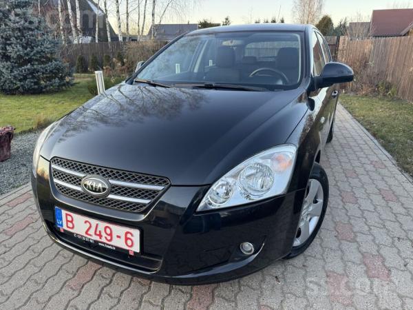 Melns Kia Ceed 2010 Ogre, ar dzinēja tilpumu 1.40 L un nobraukumu 93 tūkst. km par 4150 €, foto 3 vietnē AUTOMOTO.COM.LV