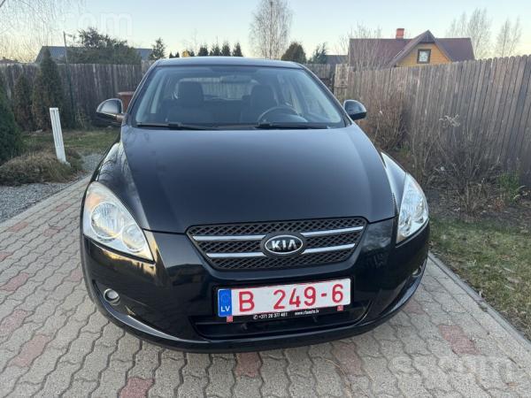 Melns Kia Ceed 2010 Ogre, ar dzinēja tilpumu 1.40 L un nobraukumu 93 tūkst. km par 4150 €, foto 7 vietnē AUTOMOTO.COM.LV