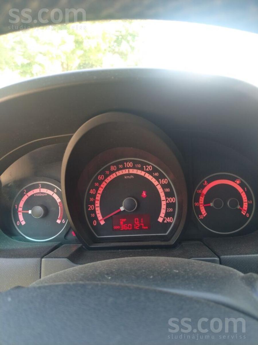 Melns Kia Ceed 2011 Jelgava, ar dzinēja tilpumu 1.60 L un nobraukumu 360 tūkst. km par 900 €, foto 5 vietnē AUTOMOTO.COM.LV