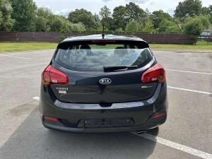Black Kia Ceed 2012 in Telschi, with an engine capacity of 1.40 L and mileage of 217 thousand km for 3800 €, photo 5 on AUTOMOTO.COM.LV