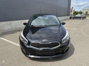 Black Kia Ceed 2012 in Telschi, with an engine capacity of 1.40 L and mileage of 217 thousand km for 3800 €, photo 9 on AUTOMOTO.COM.LV