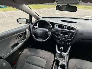 Black Kia Ceed 2012 in Telschi, with an engine capacity of 1.40 L and mileage of 217 thousand km for 3800 €, photo 11 on AUTOMOTO.COM.LV