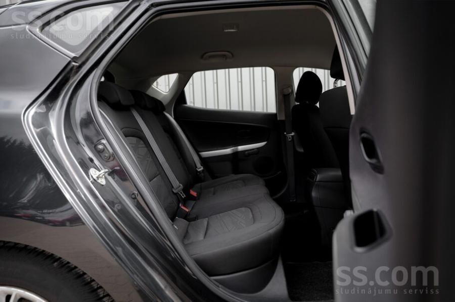 Melns Kia Ceed 2013 Tukums, ar dzinēja tilpumu 1.40 L un nobraukumu 258 tūkst. km par 4950 €, foto 11 vietnē AUTOMOTO.COM.LV