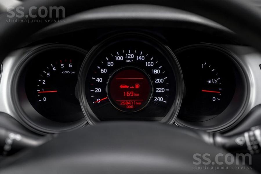 Melns Kia Ceed 2013 Tukums, ar dzinēja tilpumu 1.40 L un nobraukumu 258 tūkst. km par 4950 €, foto 19 vietnē AUTOMOTO.COM.LV