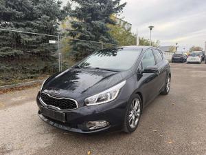 Melns Kia Ceed 2013 Marijampole, ar dzinēja tilpumu 1.58 L un nobraukumu 142 tūkst. km par 3850 €, foto  vietnē AUTOMOTO.COM.LV