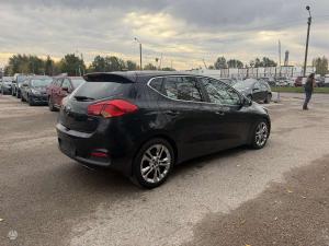 Melns Kia Ceed 2013 Marijampole, ar dzinēja tilpumu 1.58 L un nobraukumu 142 tūkst. km par 3850 €, foto 5 vietnē AUTOMOTO.COM.LV