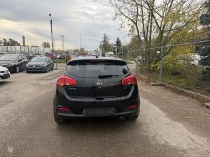 Melns Kia Ceed 2013 Marijampole, ar dzinēja tilpumu 1.58 L un nobraukumu 142 tūkst. km par 3850 €, foto 6 vietnē AUTOMOTO.COM.LV