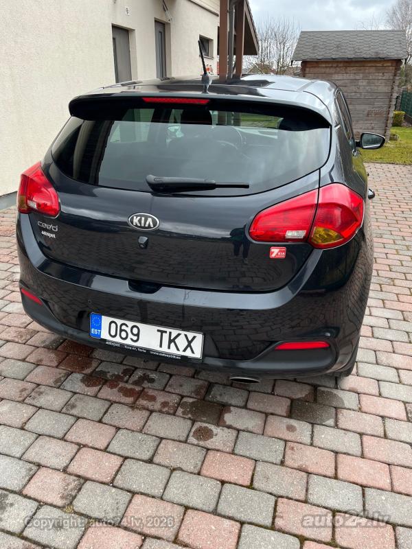 Melns Kia Ceed 2014 Tartu, ar dzinēja tilpumu 1.60 L un nobraukumu 98 tūkst. km par 9500 €, foto 10 vietnē AUTOMOTO.COM.LV