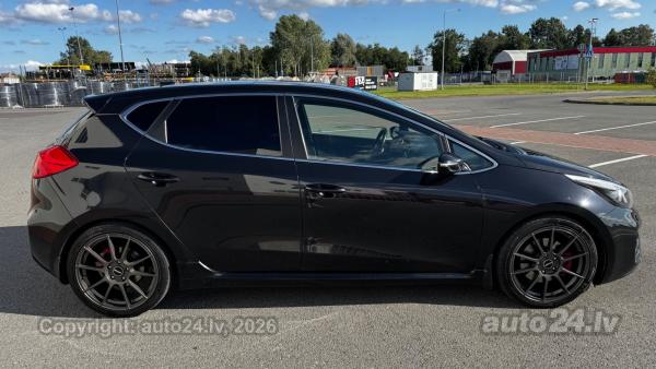 Melns Kia Ceed 2014 Tallina, ar dzinēja tilpumu 1.60 L un nobraukumu 177 tūkst. km par 8499 €, foto 8 vietnē AUTOMOTO.COM.LV