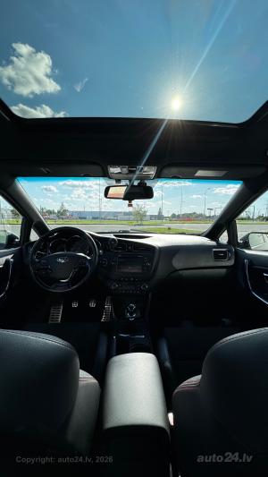 Melns Kia Ceed 2014 Tallina, ar dzinēja tilpumu 1.60 L un nobraukumu 177 tūkst. km par 8499 €, foto 16 vietnē AUTOMOTO.COM.LV