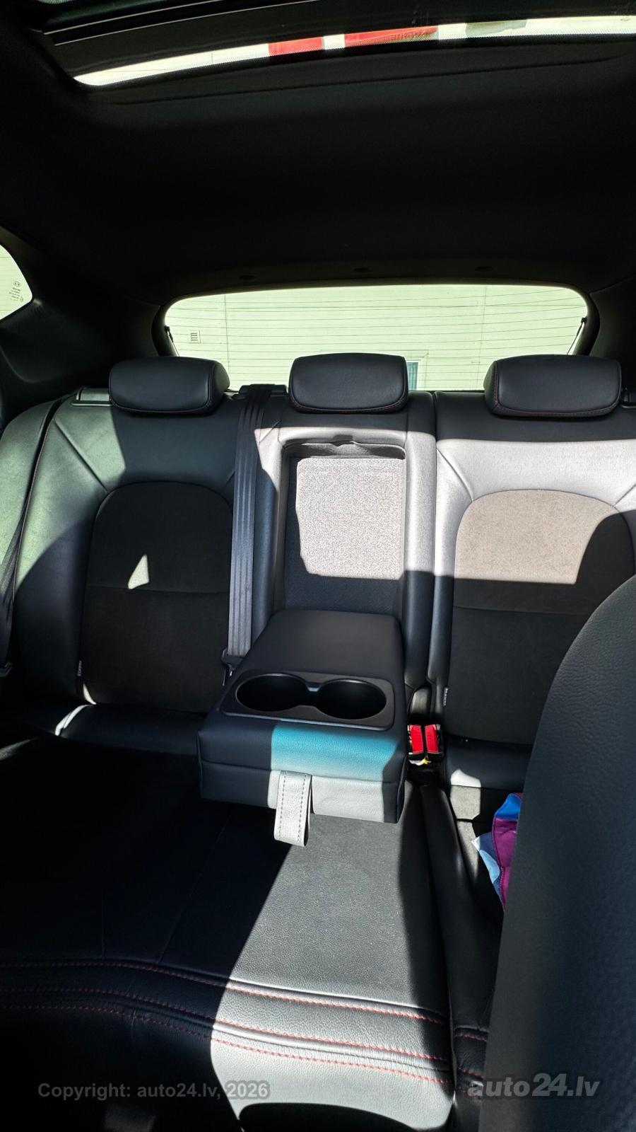 Melns Kia Ceed 2014 Tallina, ar dzinēja tilpumu 1.60 L un nobraukumu 177 tūkst. km par 8499 €, foto 20 vietnē AUTOMOTO.COM.LV