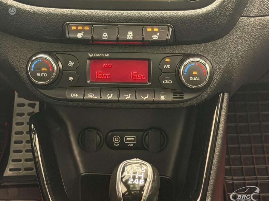 Melns Kia Ceed 2015 Viļņa, ar dzinēja tilpumu 1.58 L un nobraukumu 308 tūkst. km par 5500 €, foto 19 vietnē AUTOMOTO.COM.LV