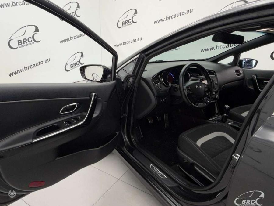 Melns Kia Ceed 2015 Viļņa, ar dzinēja tilpumu 1.58 L un nobraukumu 308 tūkst. km par 5500 €, foto 22 vietnē AUTOMOTO.COM.LV