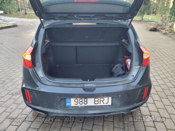 Black Kia Ceed 2016 in Tallinn, with an engine capacity of 1.00 L and mileage of 73 thousand km for 9900 €, photo 11 on AUTOMOTO.COM.LV