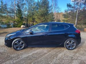 Melns Kia Ceed 2016 Tallina, ar dzinēja tilpumu 1.00 L un nobraukumu 73 tūkst. km par 8900 €, foto 4 vietnē AUTOMOTO.COM.LV
