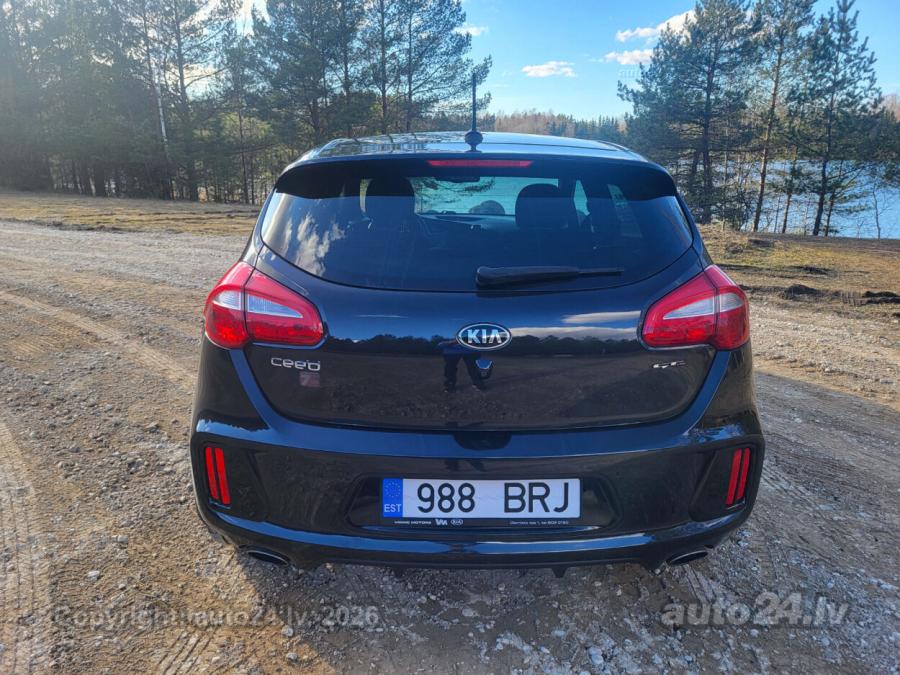 Melns Kia Ceed 2016 Tallina, ar dzinēja tilpumu 1.00 L un nobraukumu 73 tūkst. km par 8900 €, foto 6 vietnē AUTOMOTO.COM.LV