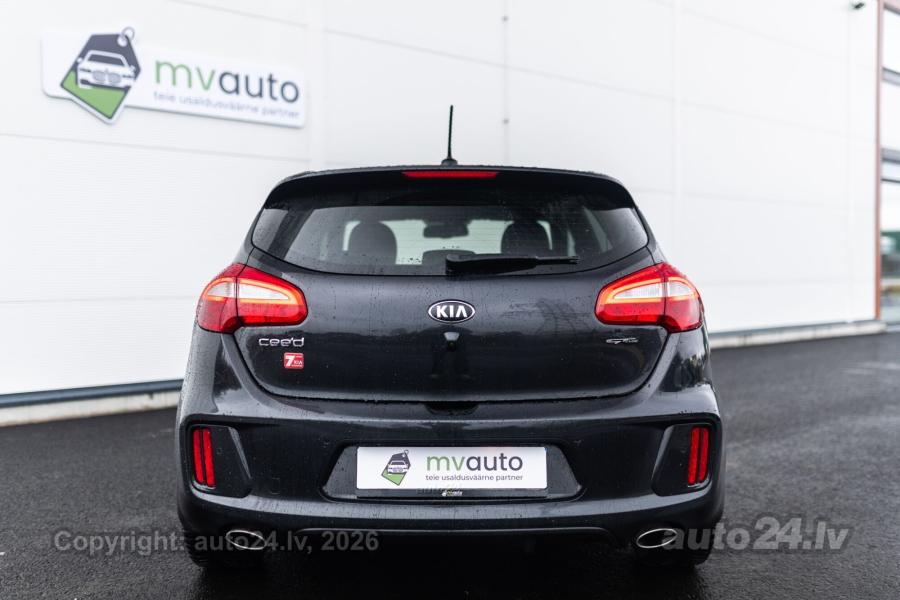 Black Kia Ceed 2016 in Tallinn, with an engine capacity of 1.60 L and mileage of 143 thousand km for 9990 €, photo 8 on AUTOMOTO.COM.LV