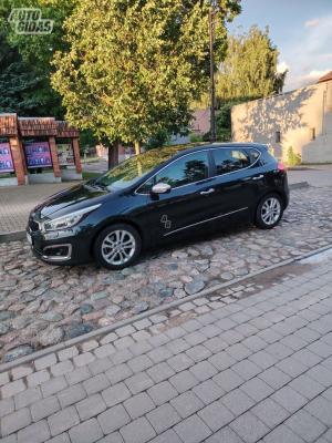 Black Kia Ceed 2016 in Ukmerge, with an engine capacity of 1.60 L and mileage of 303 thousand km for 6350 €, photo 8 on AUTOMOTO.COM.LV
