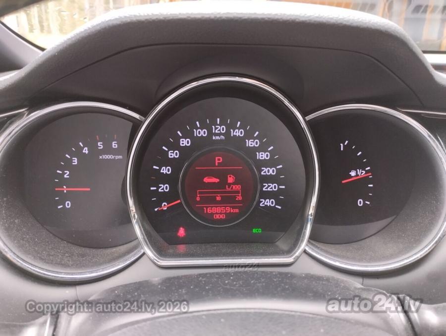 Melns Kia Ceed 2016 Tallina, ar dzinēja tilpumu 1.60 L un nobraukumu 187 tūkst. km par 5000 €, foto 5 vietnē AUTOMOTO.COM.LV