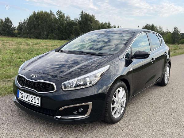 Black Kia Ceed 2016 in Panevezys, with an engine capacity of 1.00 L and mileage of 127 thousand km for 6500 €, photo 1 on AUTOMOTO.COM.LV