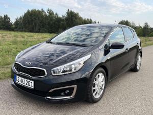 Melns Kia Ceed 2016 Panevēža, ar dzinēja tilpumu 1.00 L un nobraukumu 127 tūkst. km par 6500 €, foto  vietnē AUTOMOTO.COM.LV