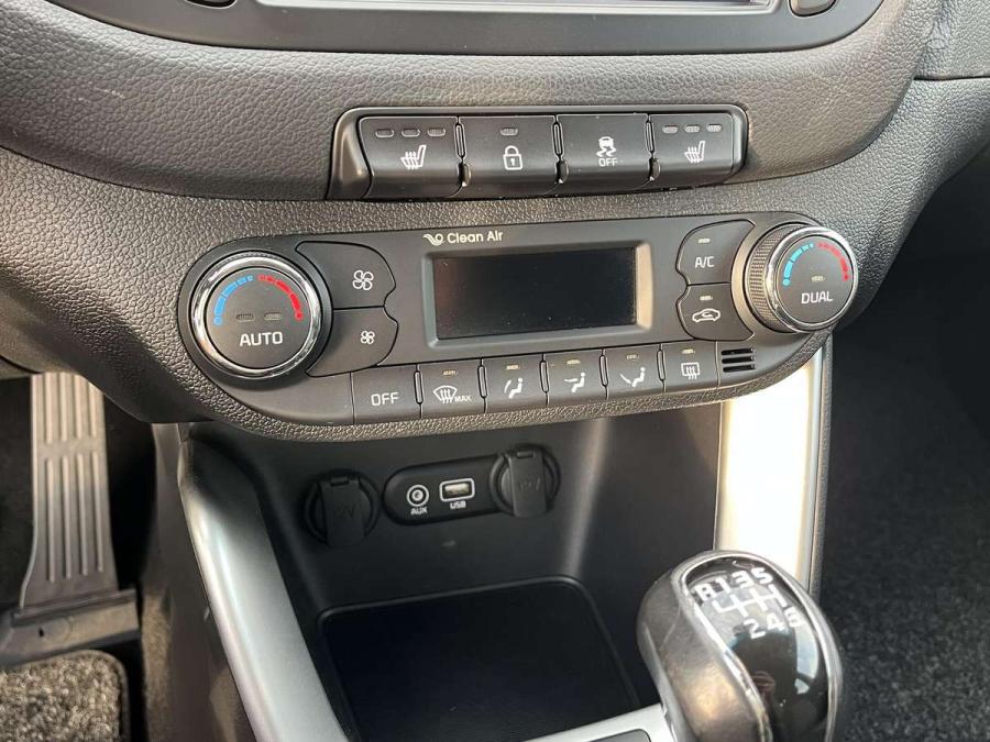 Melns Kia Ceed 2016 Panevēža, ar dzinēja tilpumu 1.00 L un nobraukumu 127 tūkst. km par 6500 €, foto 15 vietnē AUTOMOTO.COM.LV