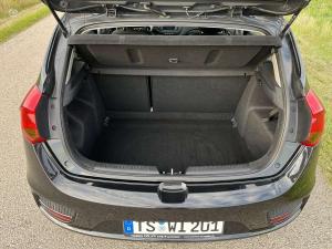 Melns Kia Ceed 2016 Panevēža, ar dzinēja tilpumu 1.00 L un nobraukumu 127 tūkst. km par 6500 €, foto 19 vietnē AUTOMOTO.COM.LV