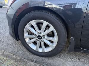 Melns Kia Ceed 2017 Tallina, ar dzinēja tilpumu 1.60 L un nobraukumu 124 tūkst. km par 7900 €, foto 4 vietnē AUTOMOTO.COM.LV