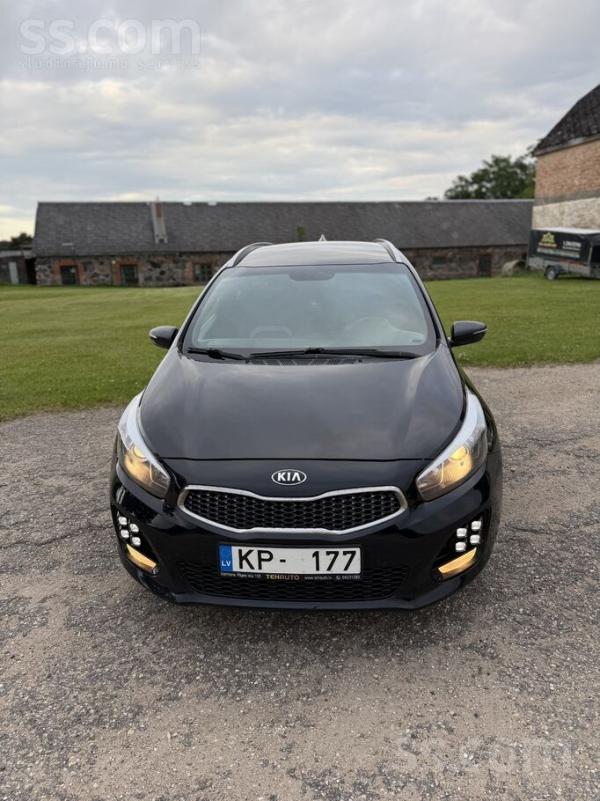 Black Kia Ceed 2017 in Valka, with an engine capacity of 1.60 L and mileage of 208 thousand km for 6200 €, photo 2 on AUTOMOTO.COM.LV