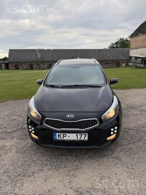 Black Kia Ceed 2017 in Valka, with an engine capacity of 1.60 L and mileage of 208 thousand km for 6200 €, photo 3 on AUTOMOTO.COM.LV