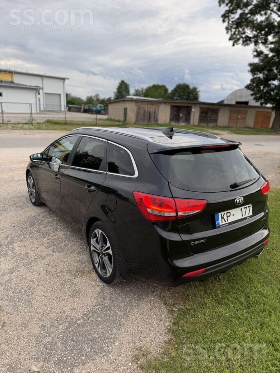 Black Kia Ceed 2017 in Valka, with an engine capacity of 1.60 L and mileage of 208 thousand km for 6200 €, photo 7 on AUTOMOTO.COM.LV
