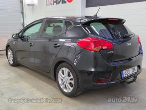 Melns Kia Ceed 2017 Hāpsalu, ar dzinēja tilpumu 1.60 L un nobraukumu 177 tūkst. km par 7200 €, foto 7 vietnē AUTOMOTO.COM.LV