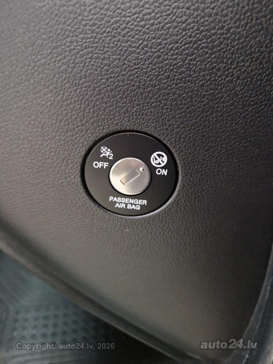 Melns Kia Ceed 2017 Hāpsalu, ar dzinēja tilpumu 1.60 L un nobraukumu 177 tūkst. km par 7200 €, foto 21 vietnē AUTOMOTO.COM.LV