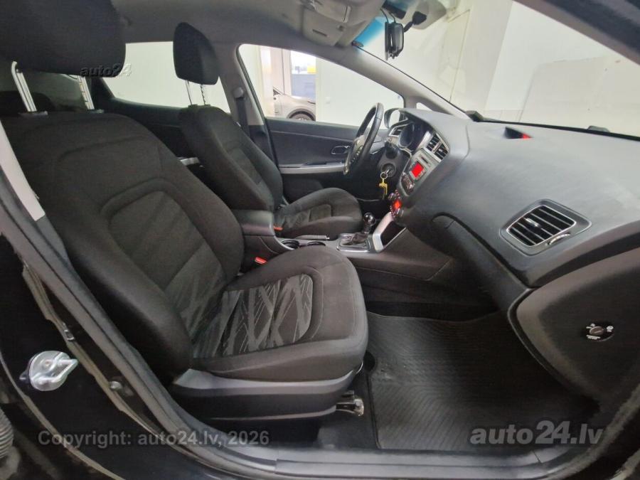 Melns Kia Ceed 2017 Hāpsalu, ar dzinēja tilpumu 1.60 L un nobraukumu 177 tūkst. km par 7200 €, foto 22 vietnē AUTOMOTO.COM.LV