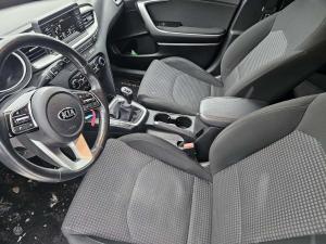 Black Kia Ceed 2019 in Kaunas, with an engine capacity of 1.40 L and mileage of 141 thousand km for 7999 €, photo 17 on AUTOMOTO.COM.LV