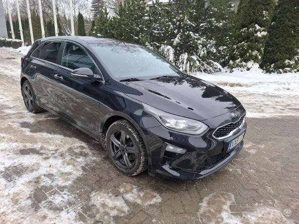 Black Kia Ceed 2019 in Vilnius, with an engine capacity of 1.35 L and mileage of 161 thousand km for 10400 €, photo 3 on AUTOMOTO.COM.LV