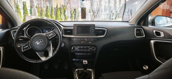 Melns Kia Ceed 2019 Klaipėda, ar dzinēja tilpumu 1.40 L un nobraukumu 25 tūkst. km par 14100 €, foto 5 vietnē AUTOMOTO.COM.LV