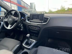Black Kia Ceed 2020 in Rezekne, with an engine capacity of 1.60 L and mileage of 0 thousand km for 8750 €, photo 8 on AUTOMOTO.COM.LV