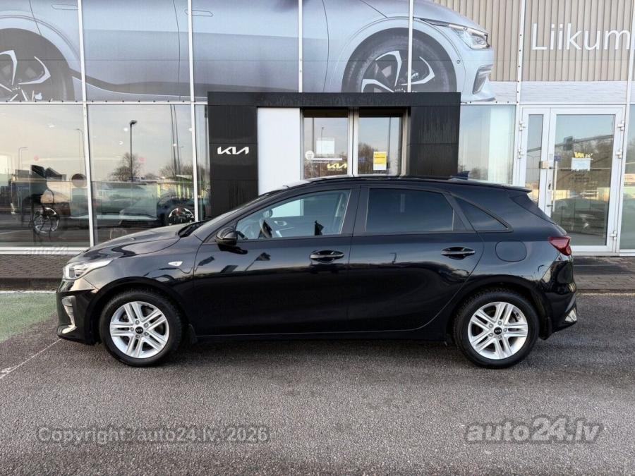 Melns Kia Ceed 2021 Tallina, ar dzinēja tilpumu 1.50 L un nobraukumu 55 tūkst. km par 14900 €, foto 2 vietnē AUTOMOTO.COM.LV