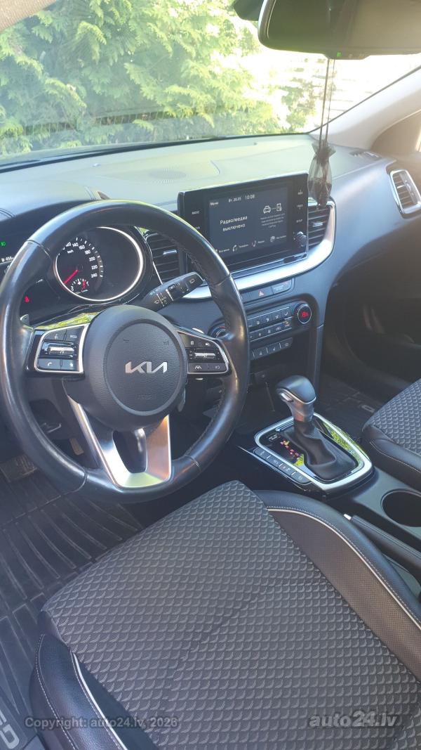 Black Kia Ceed 2021 in Tallinn, with an engine capacity of 1.50 L and mileage of 54 thousand km for 15300 €, photo 9 on AUTOMOTO.COM.LV