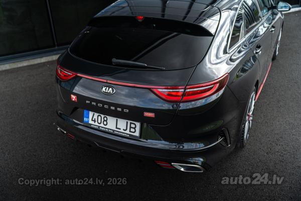 Melns Kia Ceed 2021 Tallina, ar dzinēja tilpumu 1.60 L un nobraukumu 62 tūkst. km par 21900 €, foto 10 vietnē AUTOMOTO.COM.LV