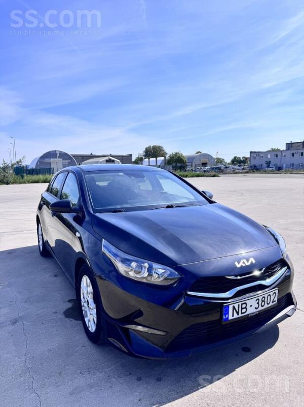Melns Kia Ceed 2022 Liepāja, ar dzinēja tilpumu 1.50 L un nobraukumu 55 tūkst. km par 15500 €, foto 1 vietnē AUTOMOTO.COM.LV