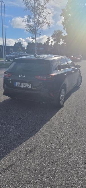 Black Kia Ceed 2022 in Tallinn, with an engine capacity of 1.50 L and mileage of 52 thousand km for 16000 €, photo 9 on AUTOMOTO.COM.LV