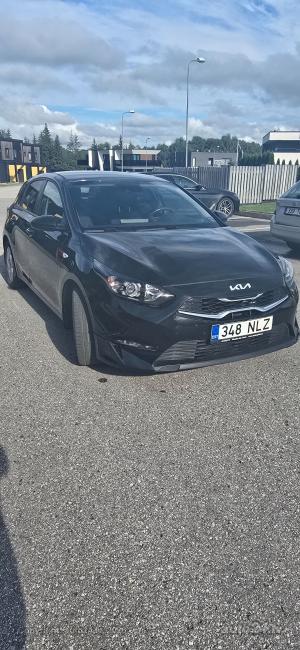 Black Kia Ceed 2022 in Tallinn, with an engine capacity of 1.50 L and mileage of 52 thousand km for 16000 €, photo 10 on AUTOMOTO.COM.LV