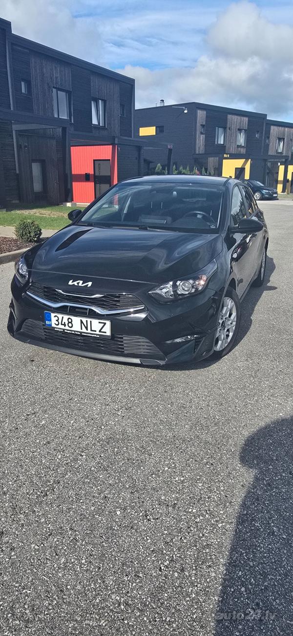 Black Kia Ceed 2022 in Tallinn, with an engine capacity of 1.50 L and mileage of 52 thousand km for 16000 €, photo 10 on AUTOMOTO.COM.LV